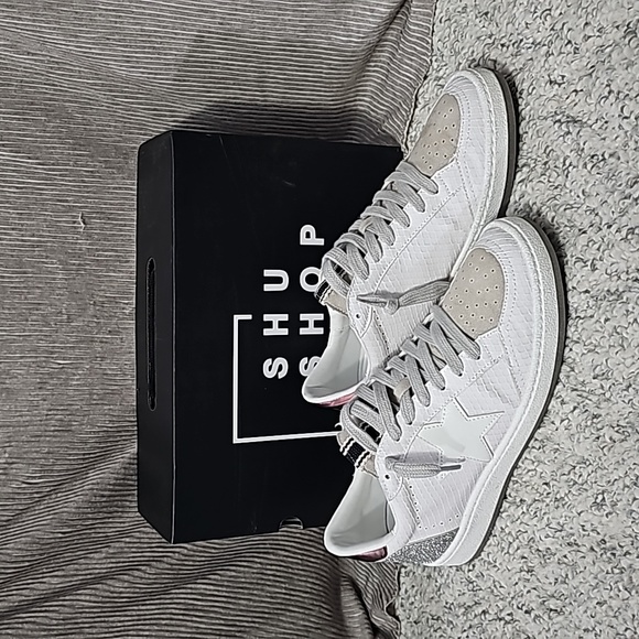 ShuShop | Shoes | Shu Shop Snakeskin Texture White Star Sneaker | Poshmark